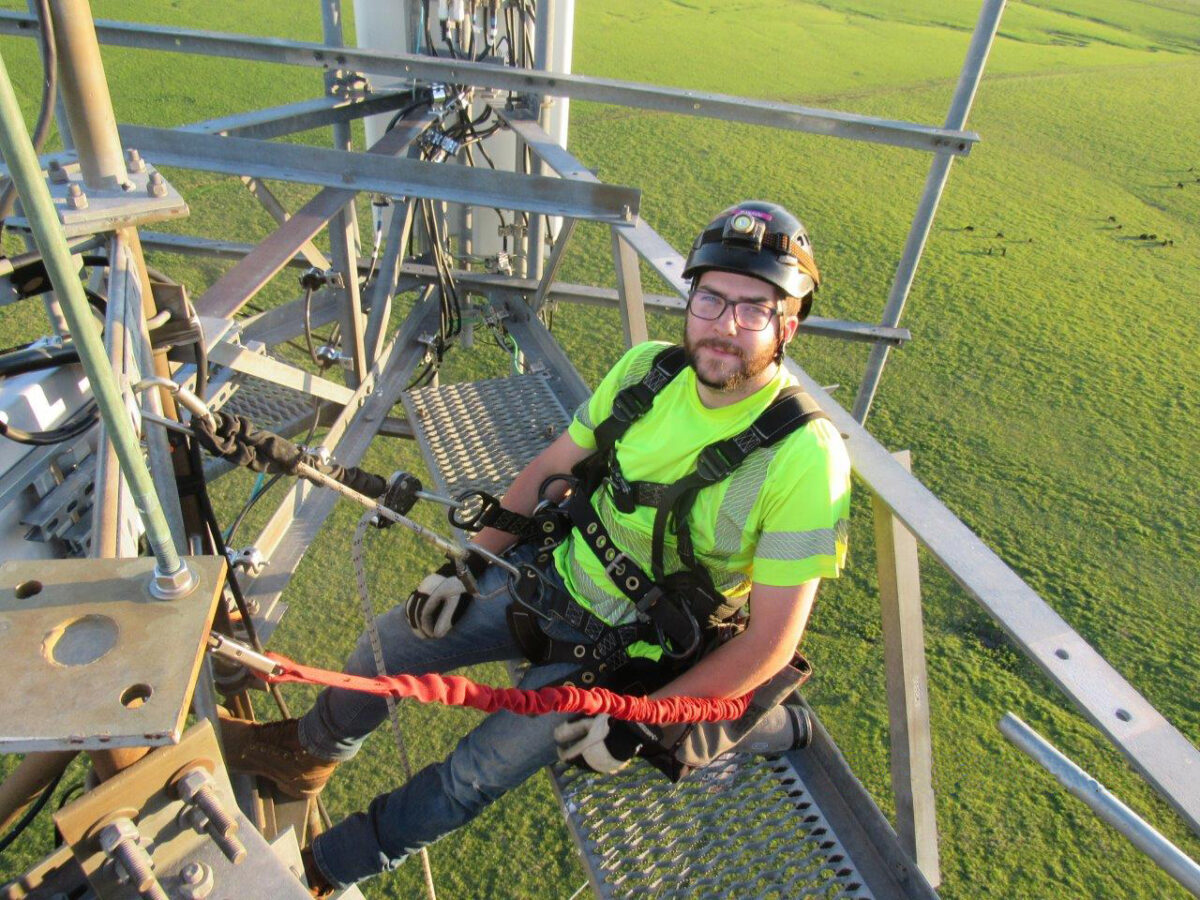 Line & Antenna Solutions | One Way Wireless Construction